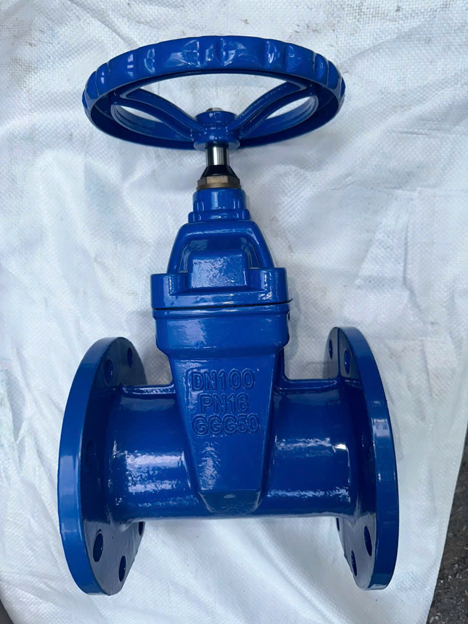 Van cổng lá bọc cao su Shin Yi - Bluetech